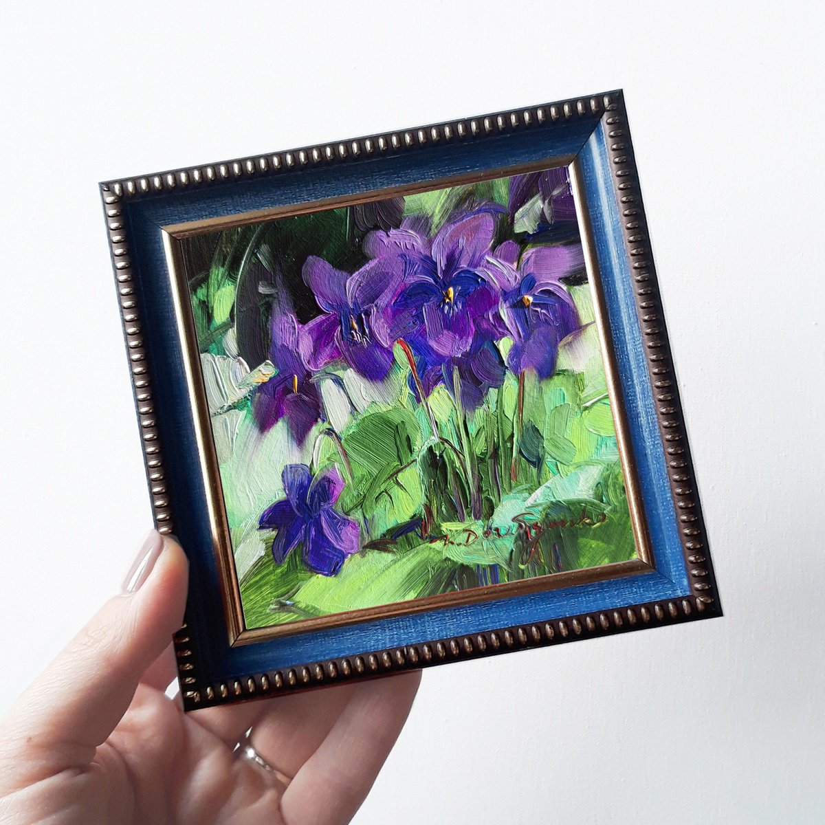 Violet flowers Oil painting: Nataly Derevyanko | Artfinder
