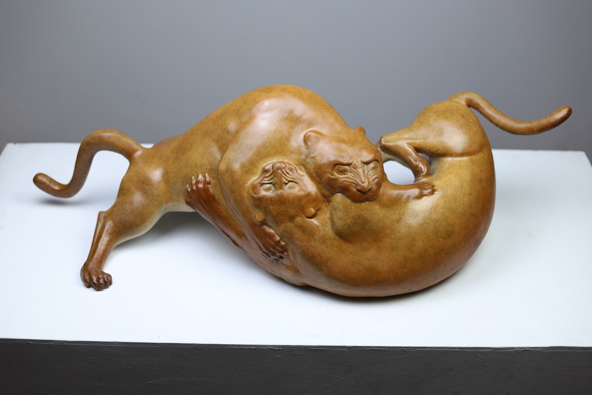 Beast Combat Bronze sculpture: Huang Yunchang 黄运长 | Artfinder