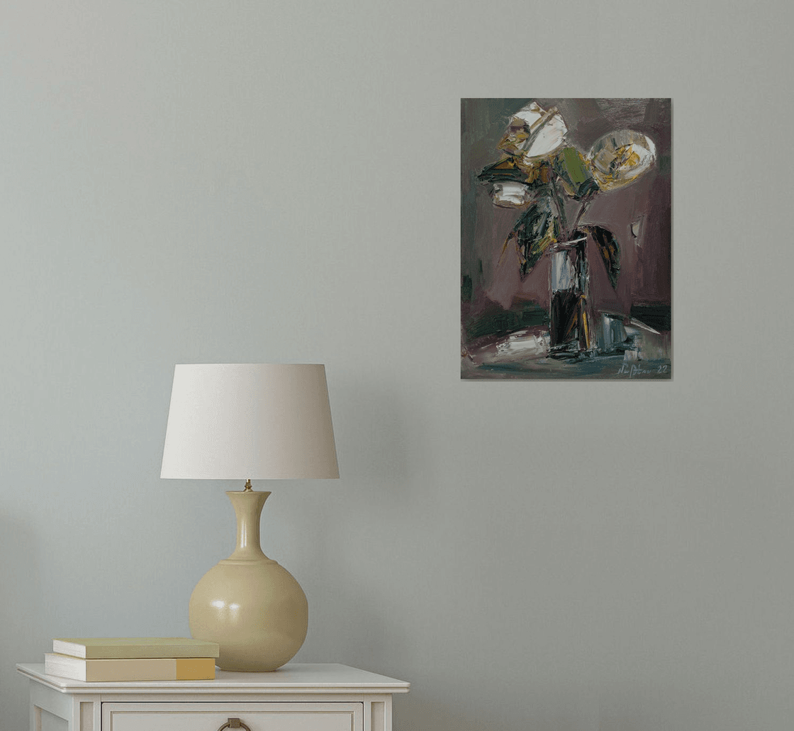 White flowers in vase Oil painting: Matevos Sargsyan | Artfinder