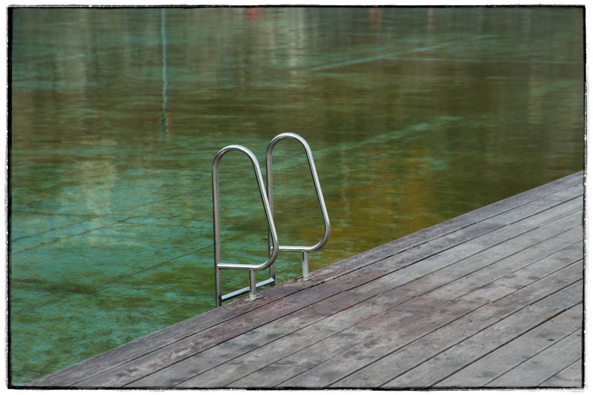 Egress (colour) Photograph: Louise O'Gorman | Artfinder